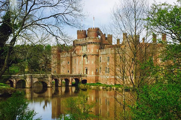 Bader International Bursary » Victoria College